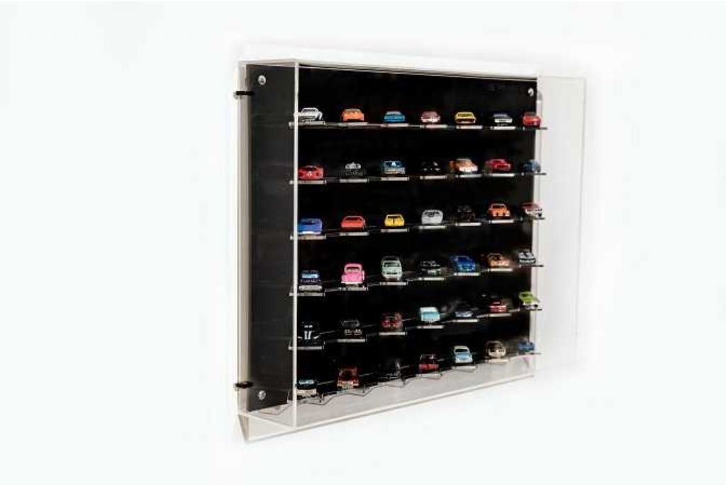 Atlantic 40115 1/64 Scale Wall Mounted Display Case for 42 Cars (diago ...
